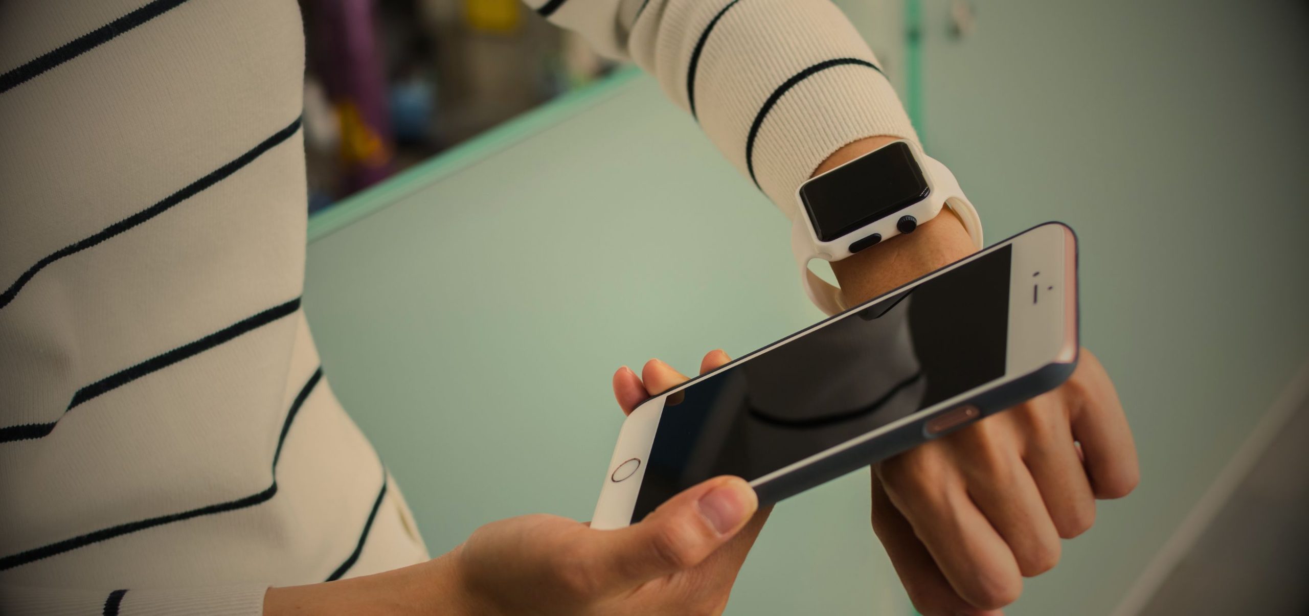 Early virus detection through wearables and symptom tracking - Digital ...
